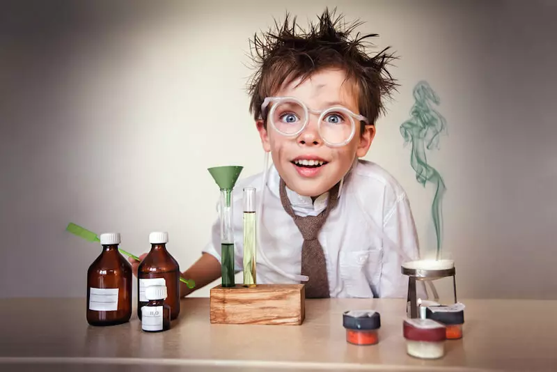 boy-scientist-800px