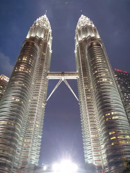 Petronas tuorren