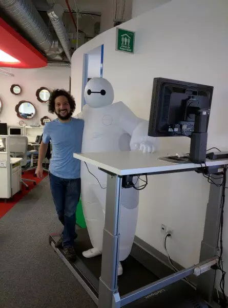 „Baymax“ robotas iš „Big Hero 6“ iš „Google“.