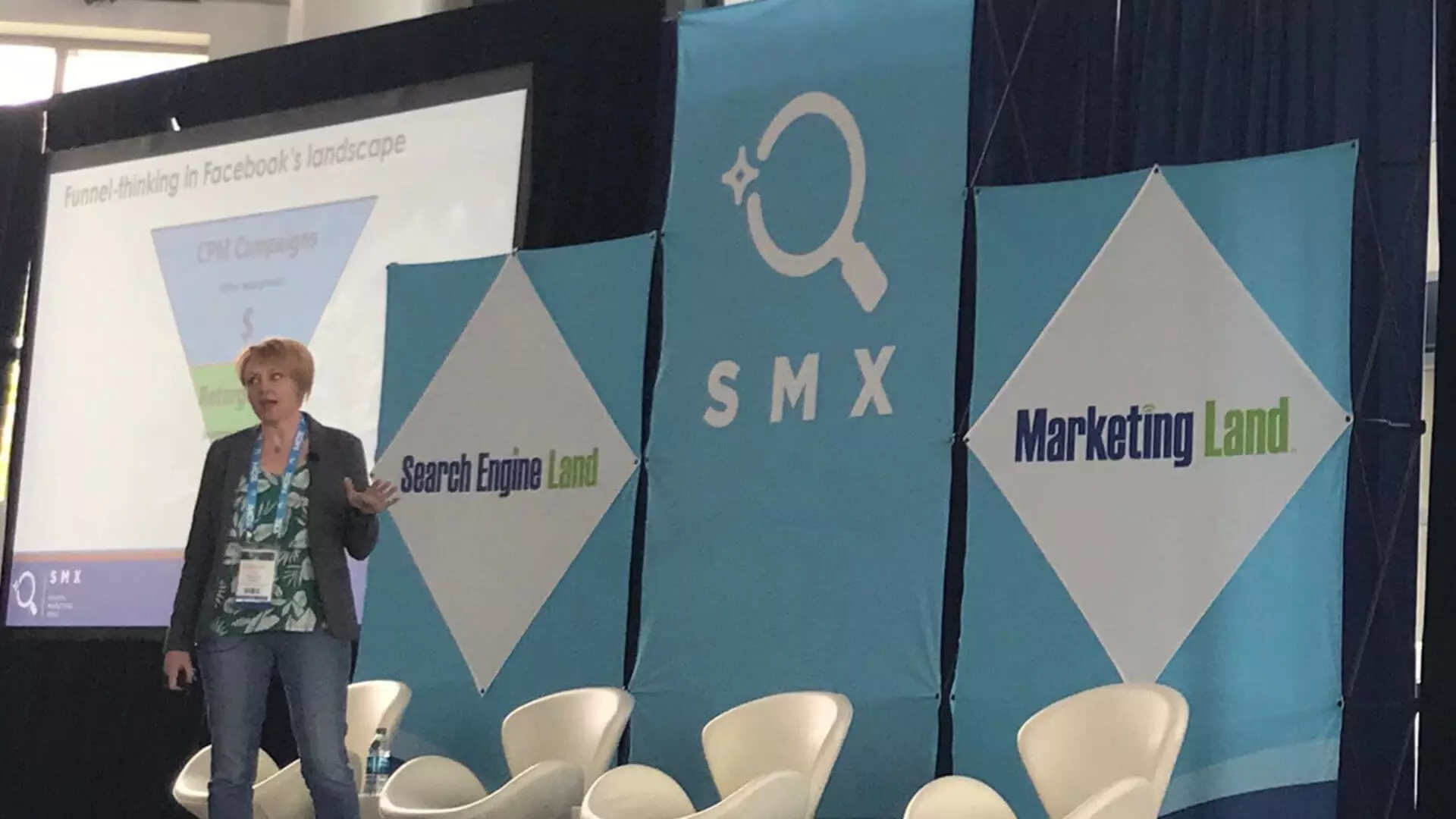 سوزان وينوجراد ، مديرة مجموعة الحسابات في Aimclear ، متحدثة في SMX Advanced