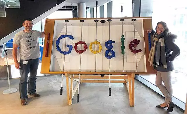 Որոնեք նկարներում. Google-ի Կապիտան Ամերիկա, որմնանկար Google-ում և փայլուն Google սլայդ 23298_2