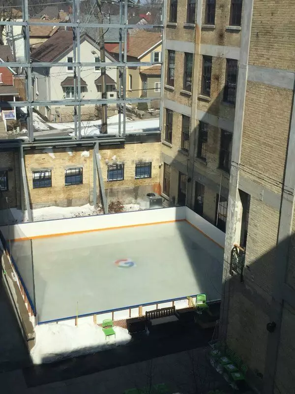 Hokejové kluziště Google Canada