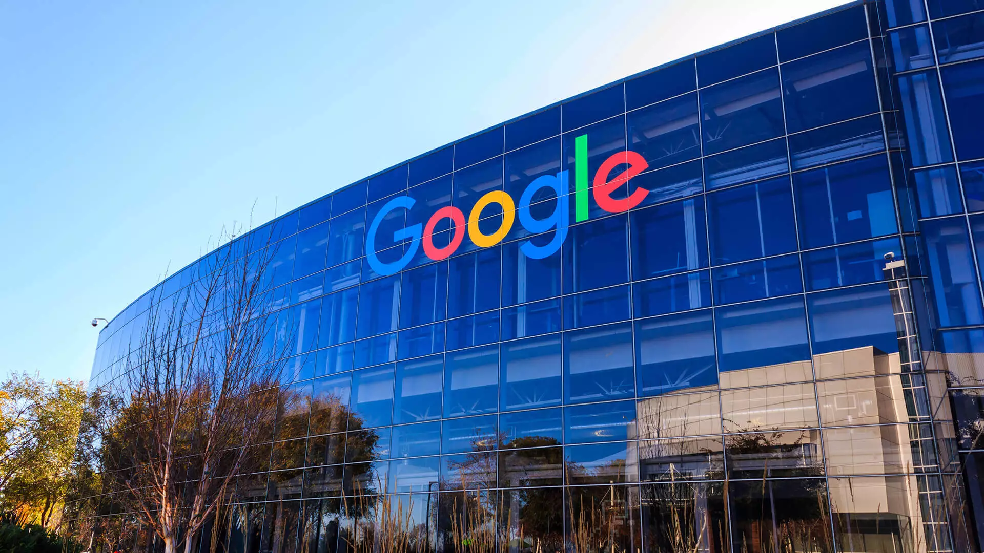 Рост даходу ад рэкламы Google у трэцім квартале абумоўлены мабільным пошукам, YouTube