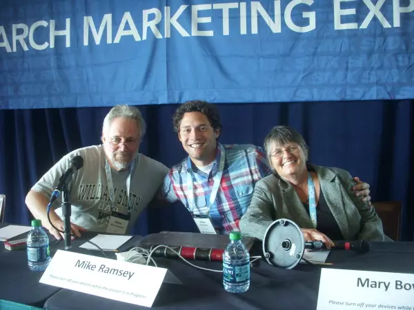 Mike Blumenthal, Mike Ramsey, kaj Mary Bowling